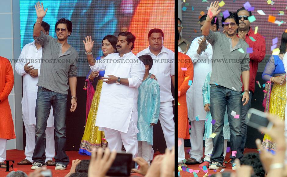 photos-srk-visits-mns-mla-ram-kadam-s-dahi-handi