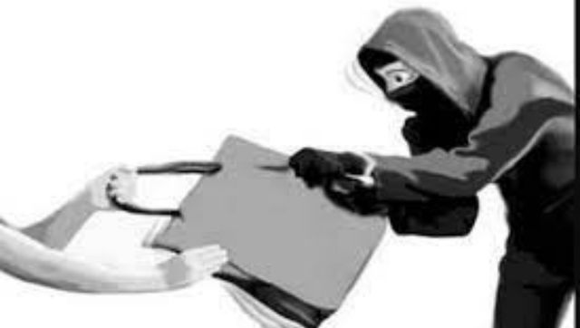 New Delhi Woman Dies While Resisting Snatching Bid Firstpost