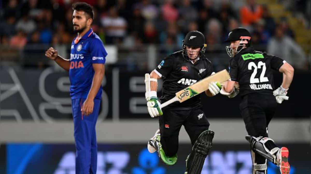 India vs New Zealand 1st ODI HIGHLIGHTS: Latham, Williamson hand NZ 7 ...