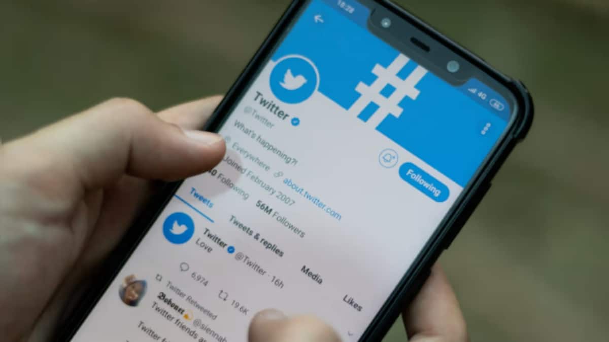 Twitter starts showing how many views posts gets, Musk says Tweets read ...