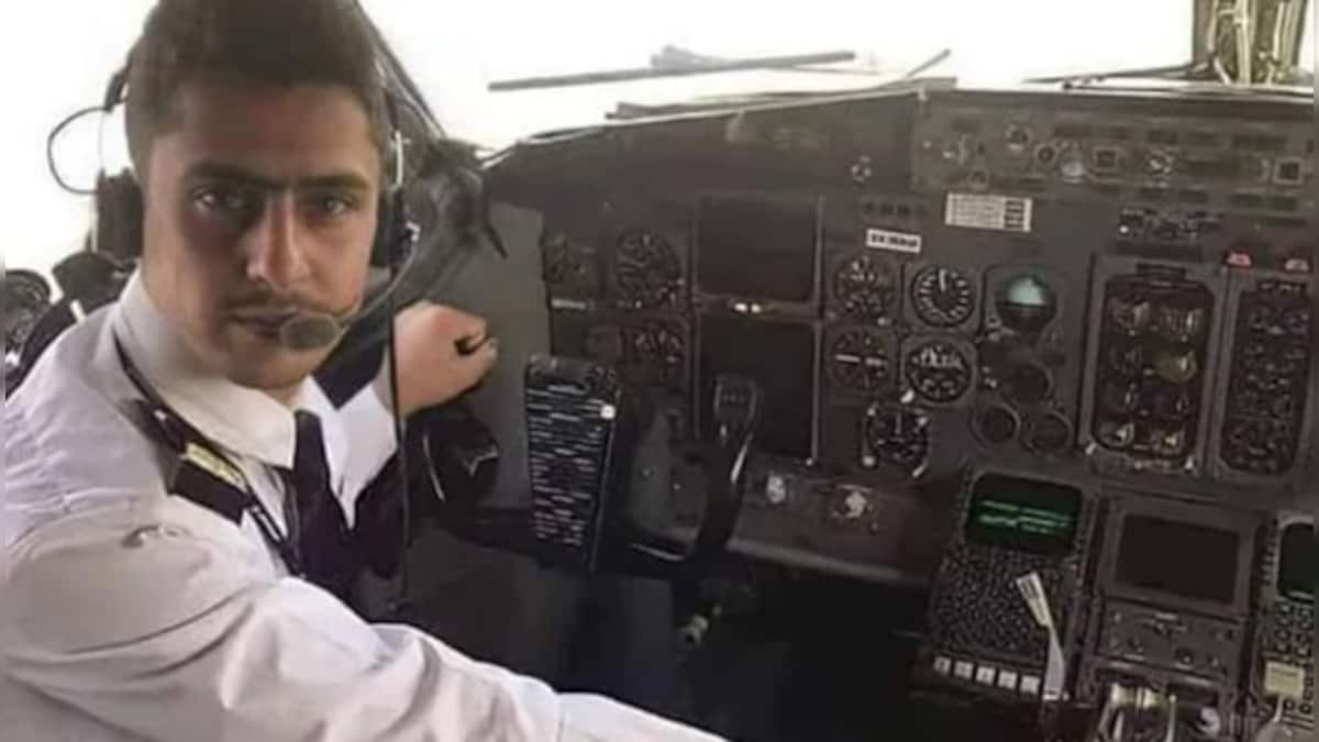 Story of pilot who fulfilled his mother’s dream to take her to Mecca on ...