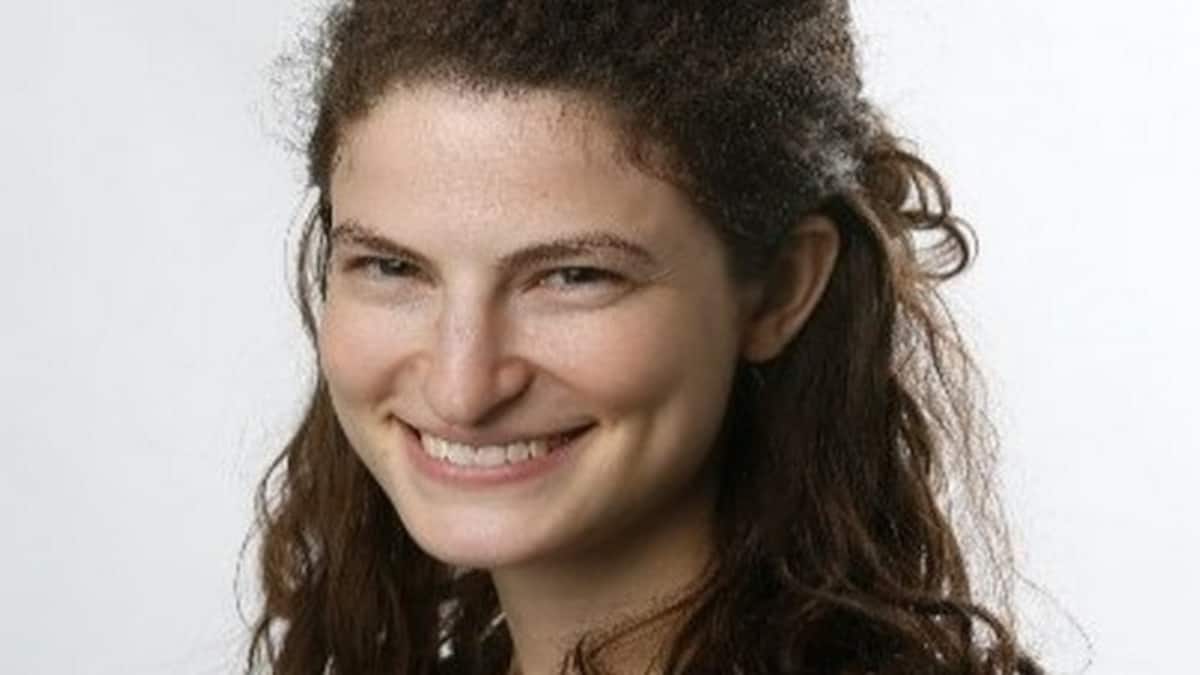 Penguin published a lie? Yes, says Canada filmmaker, claims her ‘sex ...