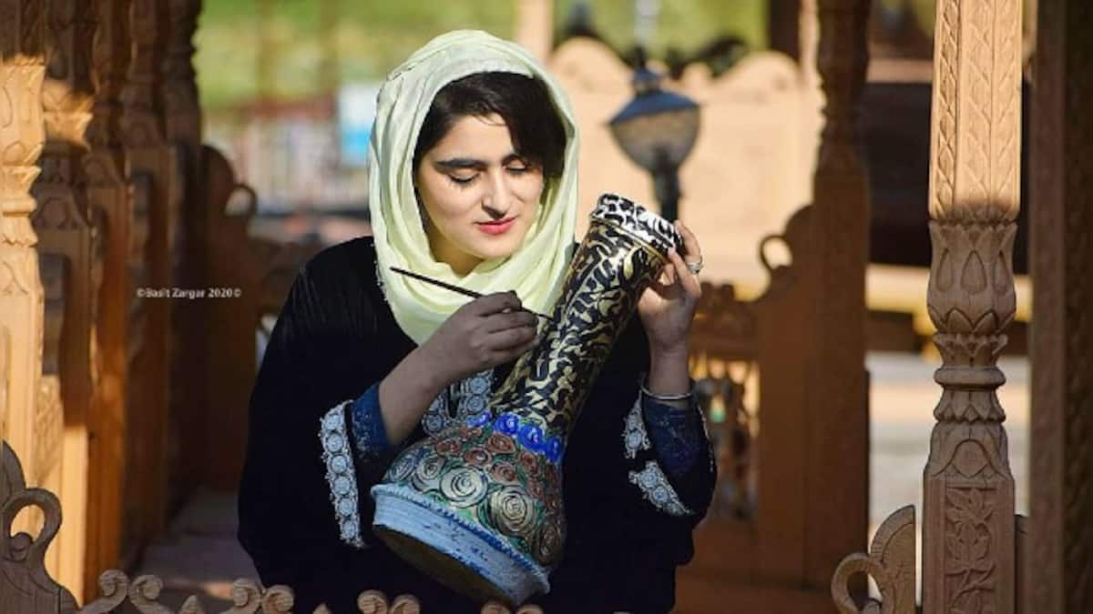 Paper Mache: Kashmir's Shafiya Shafi emerges from depression to give ...
