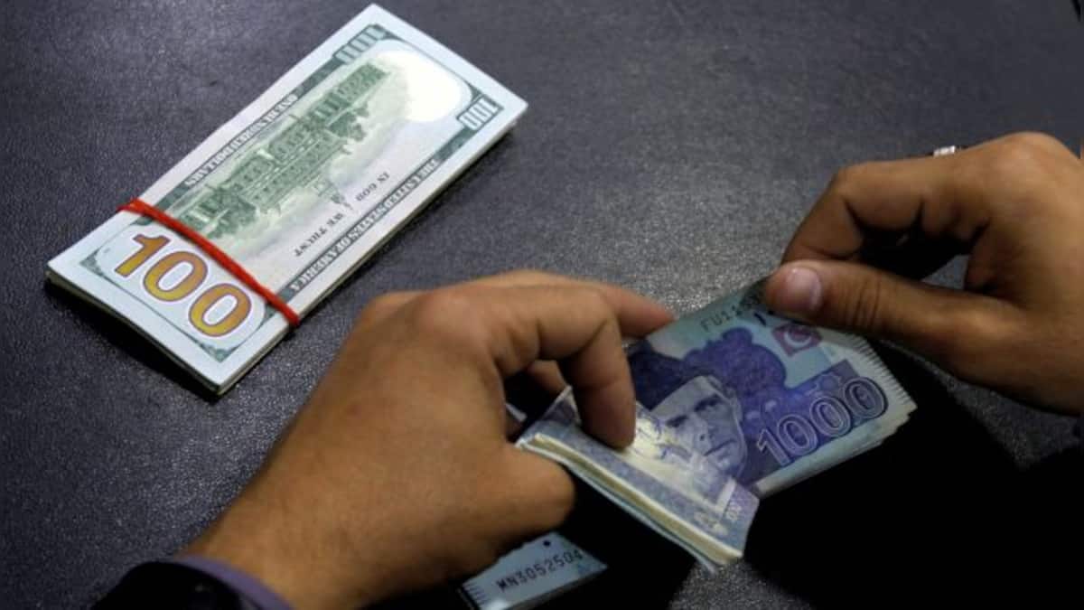 Pakistan rupee plummets to record low. What happens next in the crisis ...