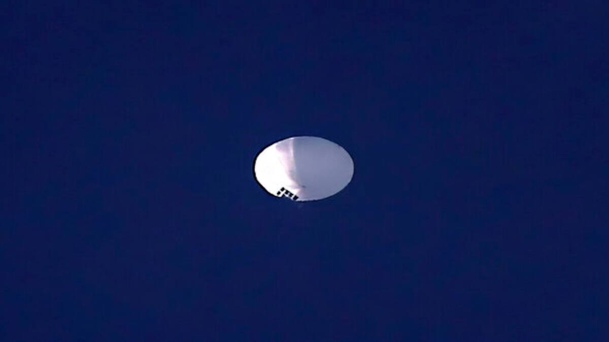 Pentagon tracking Chinese spy balloon flying over US – Firstpost
