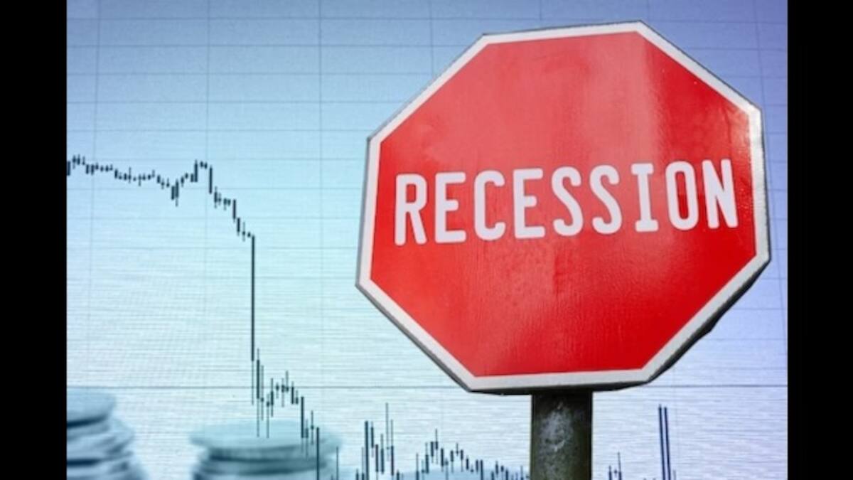 EU economy to avoid recession as inflation peak passes, says Brussels ...