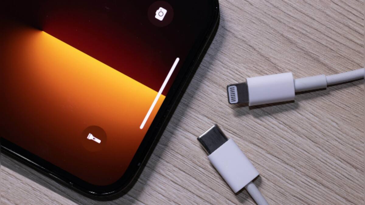 Apple plans to comply with the EU's USB-C order, but with a sneaky ...