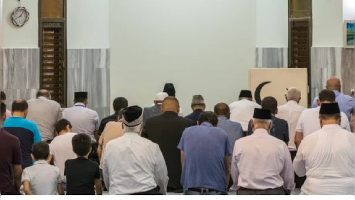 Ahmadiyya Muslim community in Pakistan continues to face persecution by ...