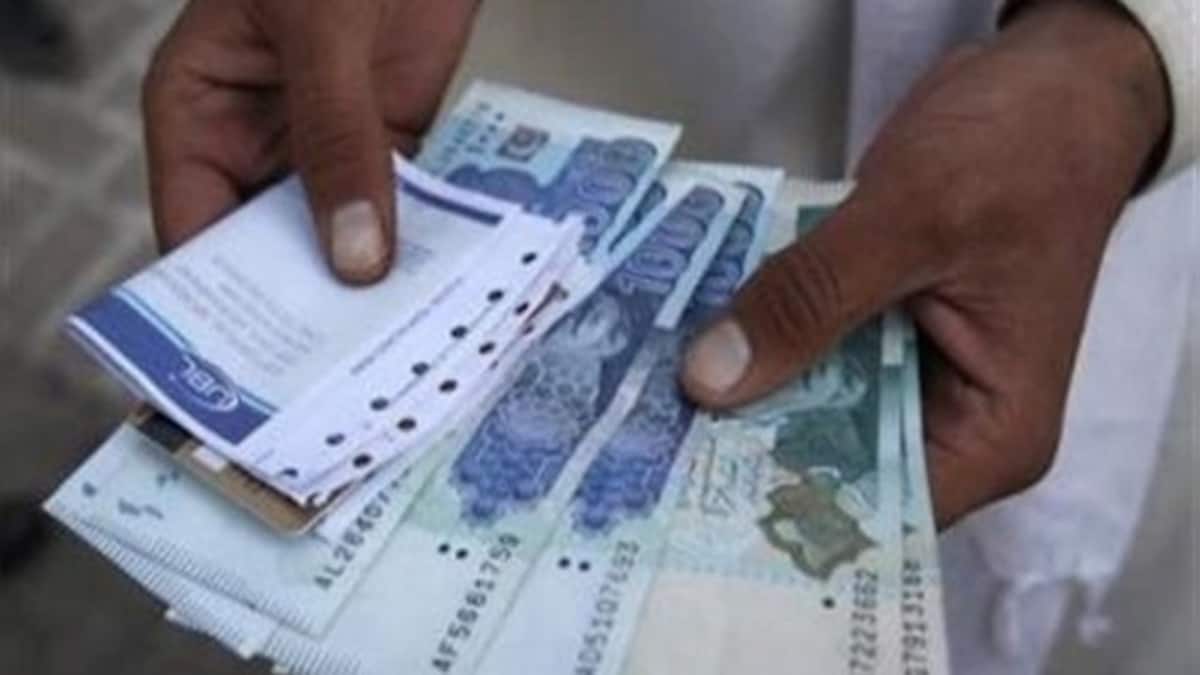 Fake $1 mn note sold for PKR 100 mn in cash-strapped Pakistan – Firstpost