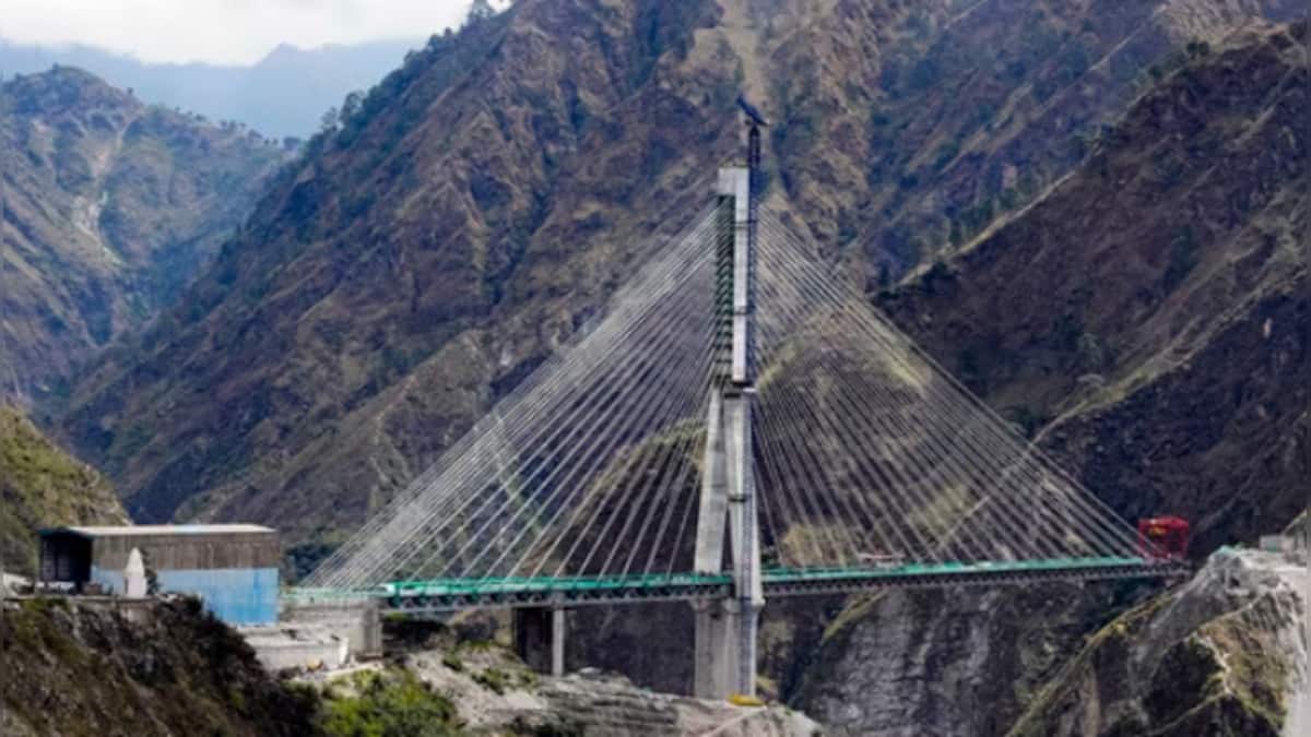 Railway Minister posts video of India’s first cable-stayed rail bridge ...