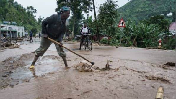 Floods, landslides from heavy rainfall kill at least 130 in Rwanda ...