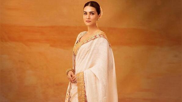 Kriti Sanon shares a beautiful BTS moment from the trailer launch of ...