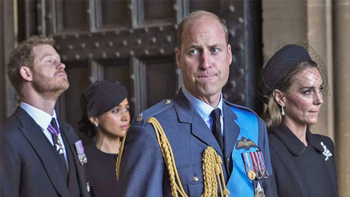 How Prince William split with Prince Harry because of Meghan Markle and ...