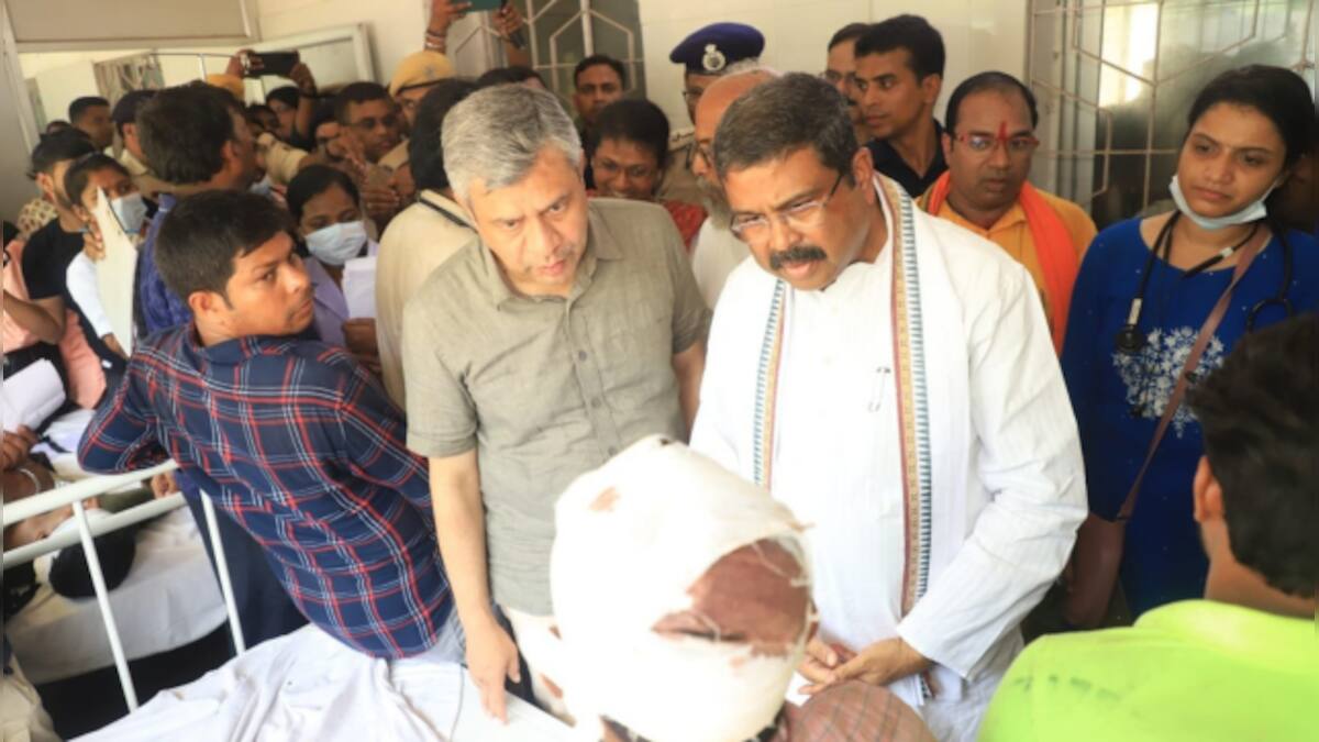 Odisha Train Accident: Union ministers visit injured at Balasore ...