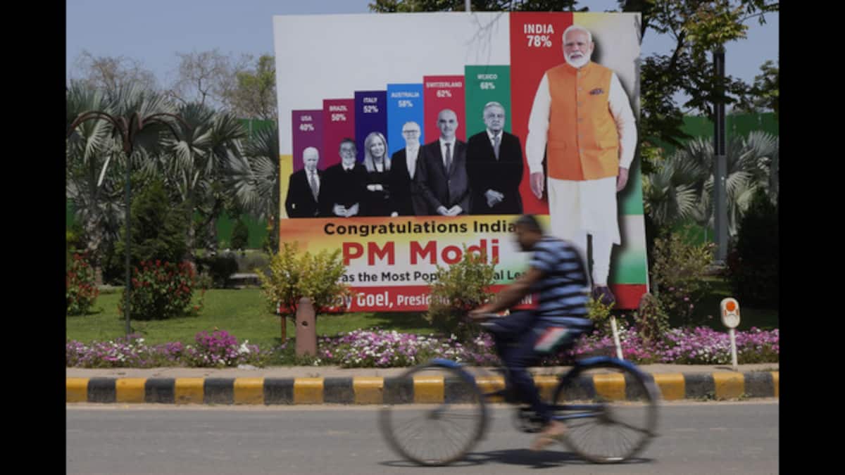Fact Check: Was a hoarding comparing PM Modi with world leaders put up ...