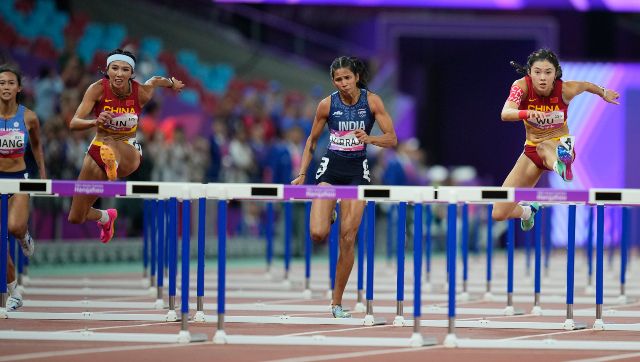 Asian Games 2023: China's Wu Yanni apologises to Jyothi Yarraji after ... Asian Games 2023: China's Wu Yanni apologises to Jyothi Yarraji after ...