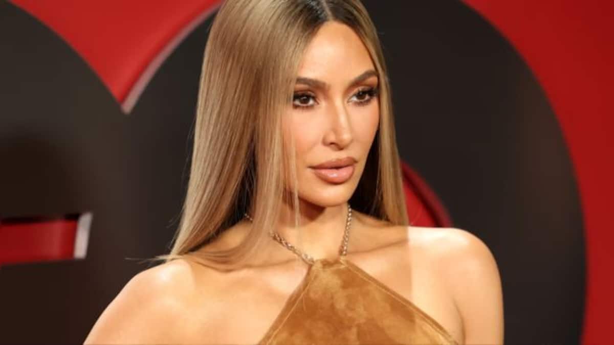 Netflix wins bidding battle to stream Kim Kardashian's film 'The Fifth ...