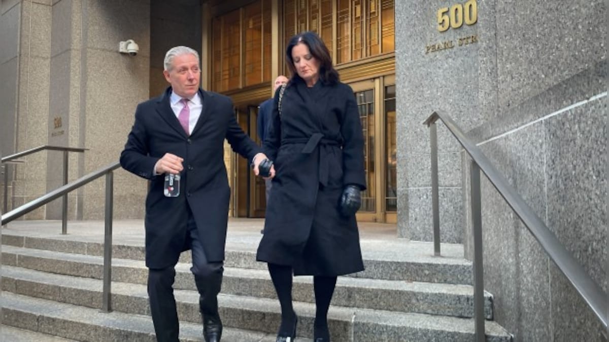 Us Sentences Former Fbi Agent For Violating Russia Sanctions Firstpost