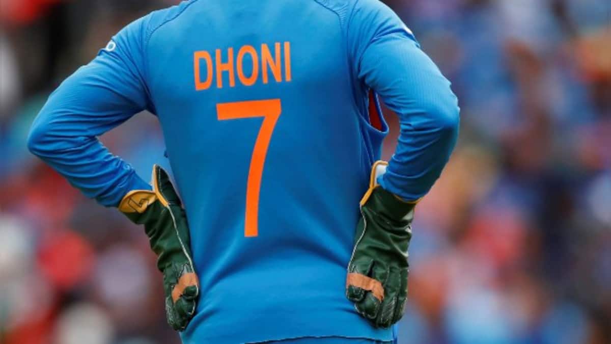 MS Dhoni’s No. 7 jersey retired by BCCI as a tribute to the player ...