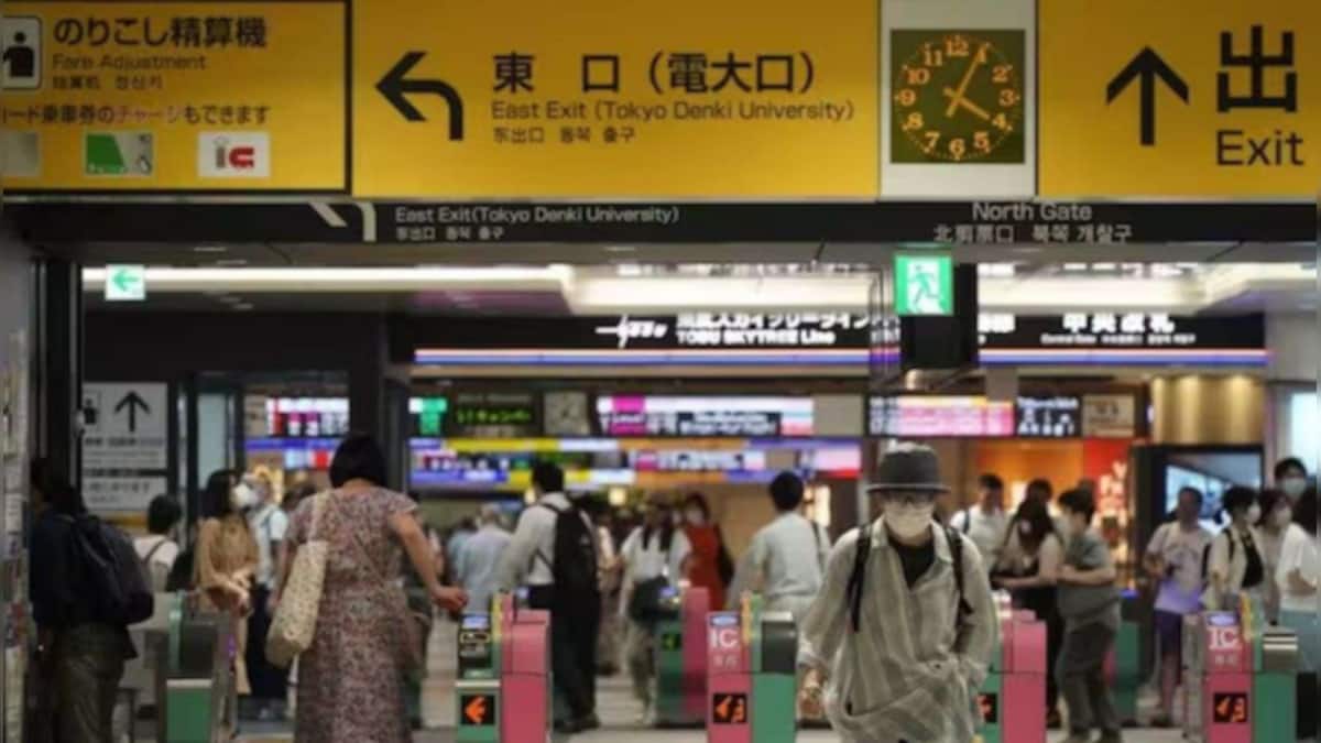 Japan: 1 arrested for stabbing 4 passengers on moving underground train ...