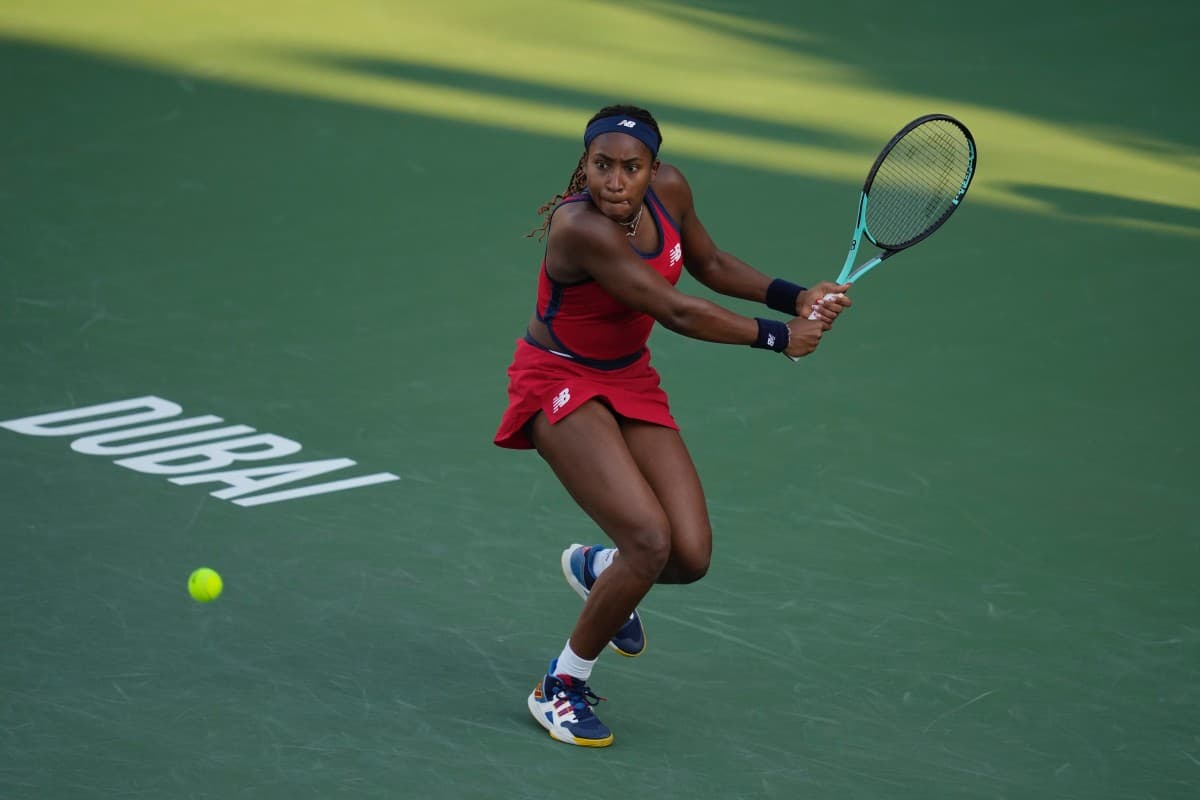 Iga Swiatek downs Elina Svitolina in Dubai, Coco Gauff reaches quarter ...