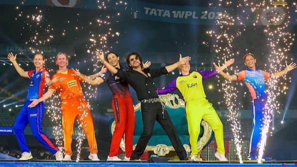 WPL 2024 opening ceremony: SRK steals the show; Varun Dhawan, Sidharth ...