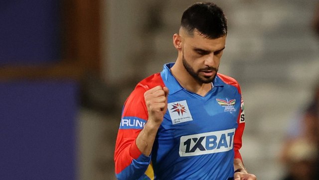 Watch Naveen Ul Haq Takes A Stunning Catch Klaasen Plays A Blinder To