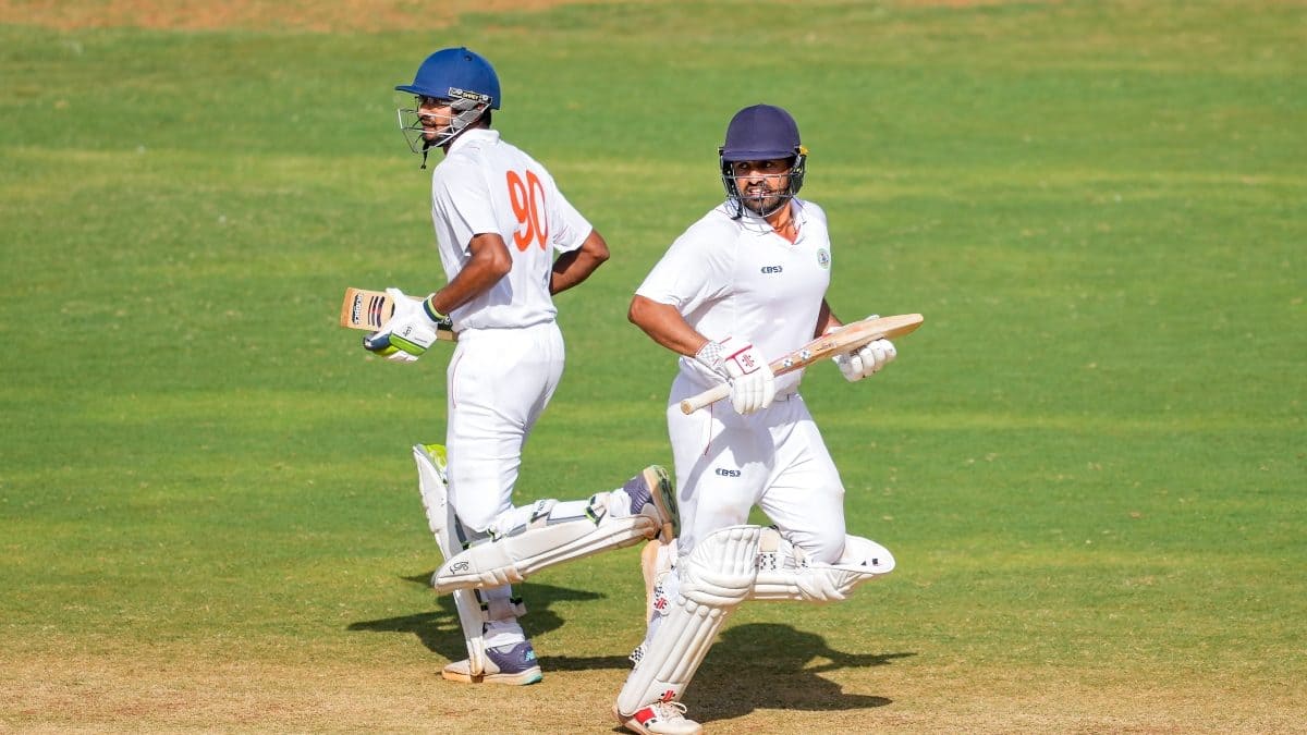 Ranji Trophy Final: Akshay Wadkar, Karun Nair score fifties as Vidarbha ...