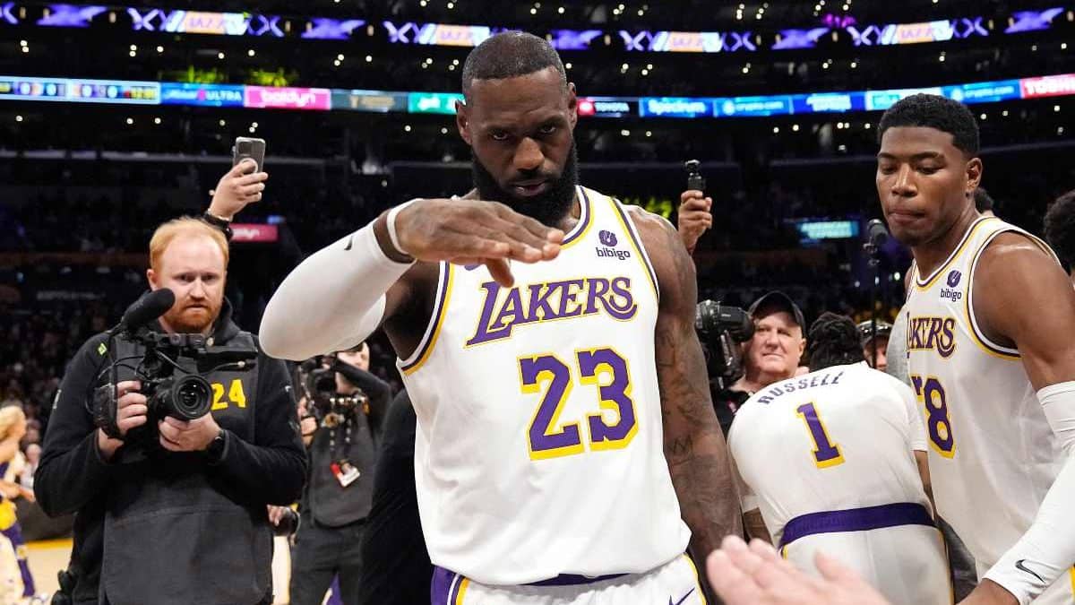 LeBron James becomes first NBA player to score 40,000 career points – Firstpost