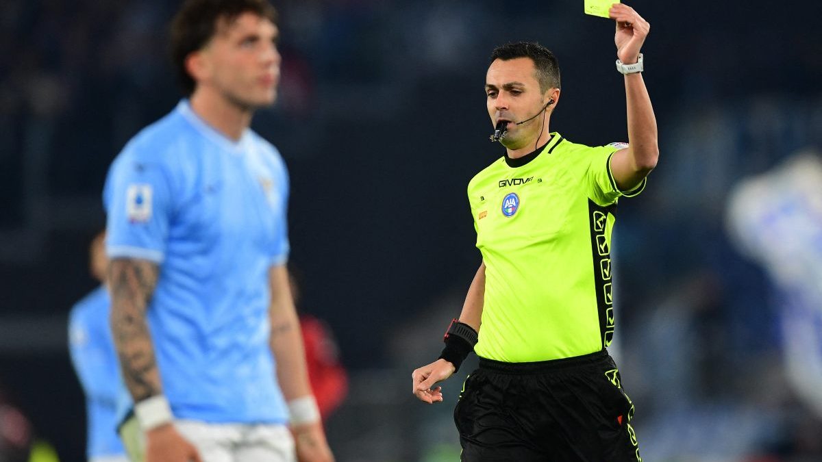 Sin-bins: Blue card idea scrapped as football's lawmakers make new ... Sin-bins: Blue card idea scrapped as football's lawmakers make new ...