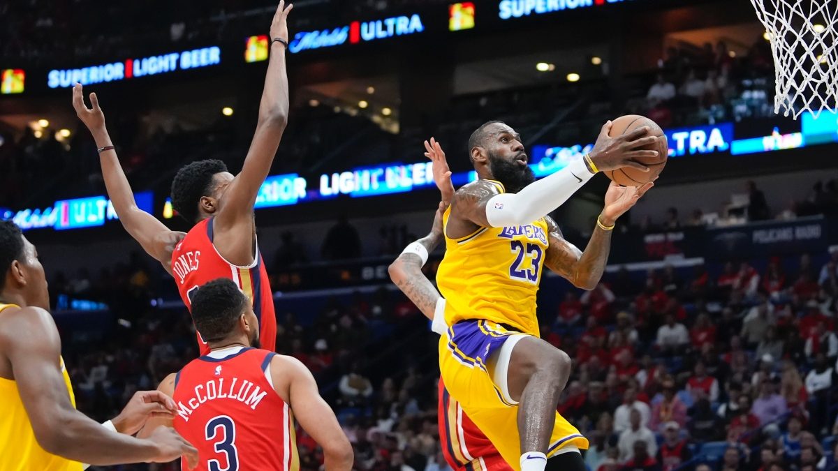 Lakers play by play store