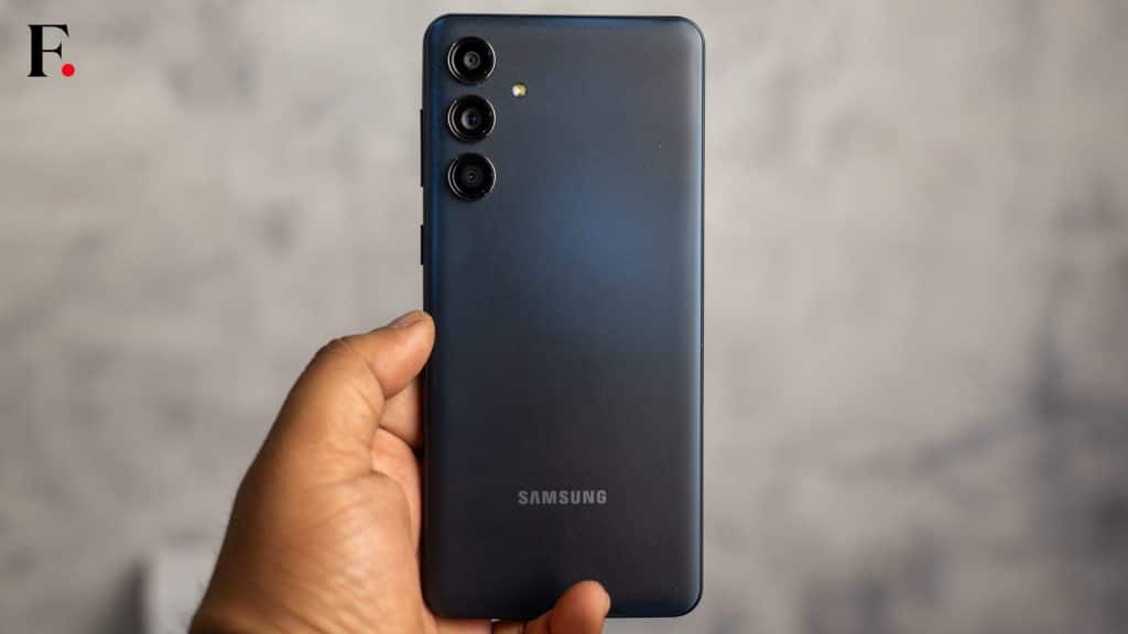 Samsung Galaxy M55 Review: A sensible package that ticks all the right ...