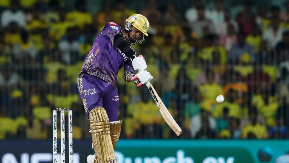 CSK hammer KKR by seven wickets to maintain undefeated run at Chepauk ...
