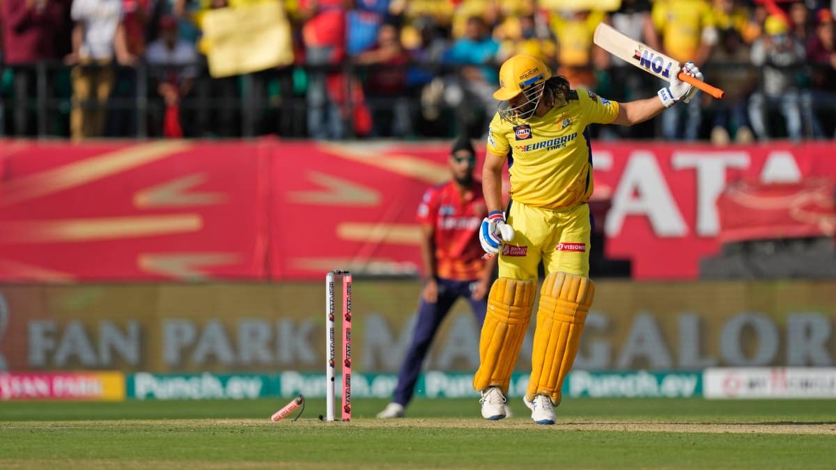 Watch: Harshal Patel castles MS Dhoni for a golden duck, leaves CSK ...