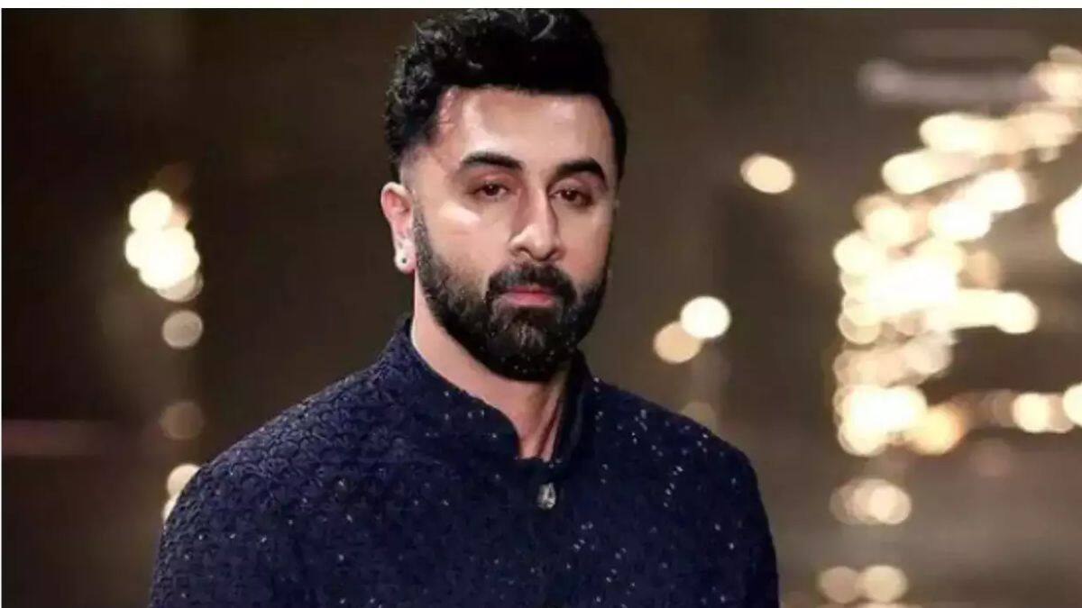 Ranbir Kapoor's fans morph woman's face in obscene pictures as she ...