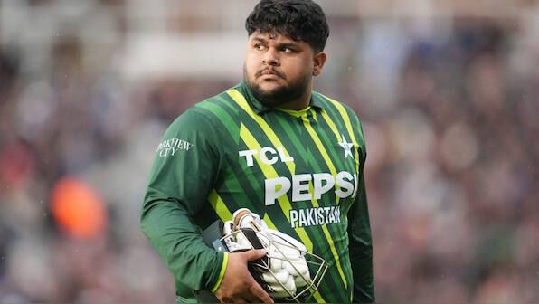 Watch: Pakistan captain Babar Azam lends support to disappointed Azam ...