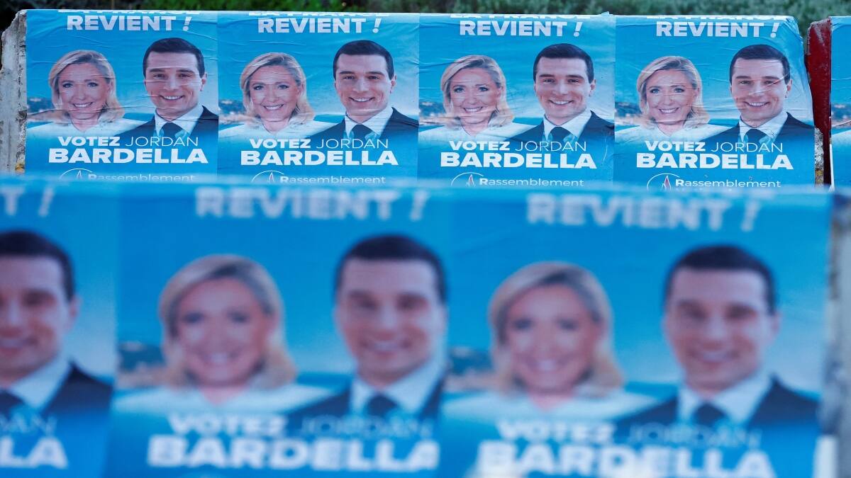 French poll projects win for far-right party in snap poll, but without ...
