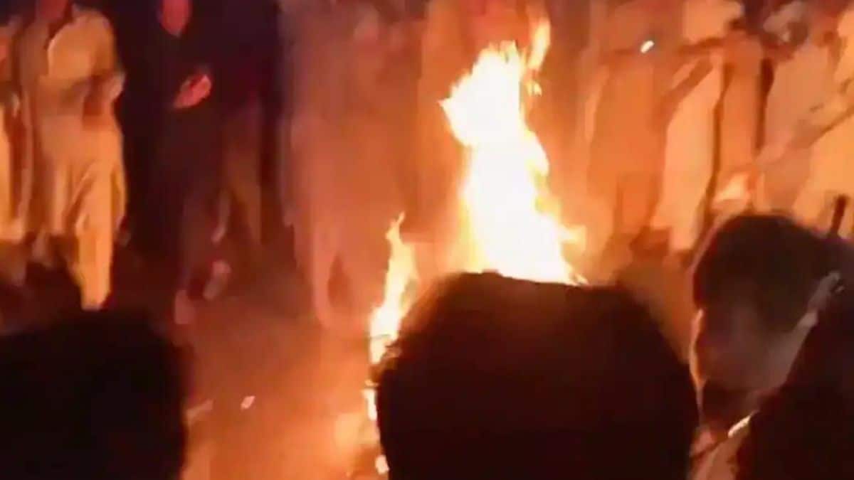 Pakistan: 27 arrested for lyching man over Quran desecration – Firstpost