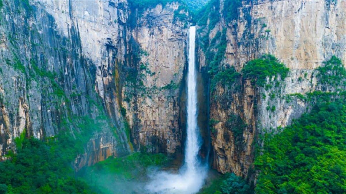 What’s the secret behind China’s scenic waterfall? – Firstpost