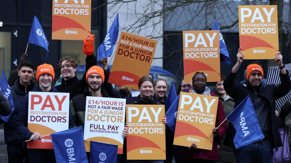 Why thousands of doctors have gone on strike in England a week before ...