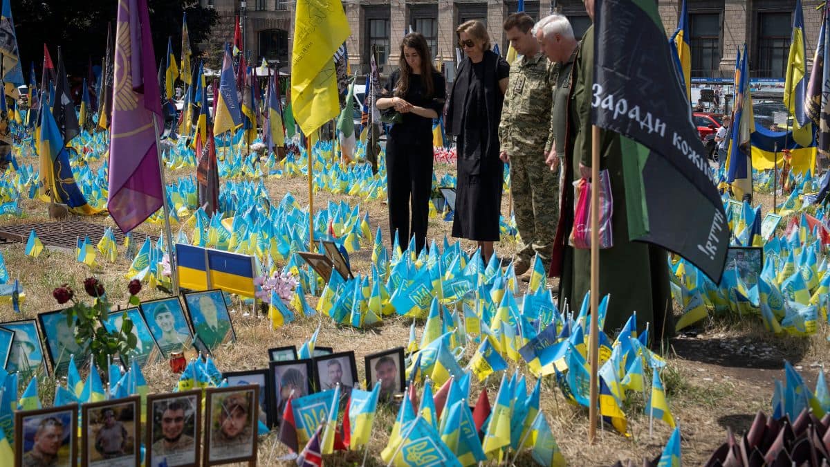 How Ukraine’s conscription squads are forcing men to fight in the war ...