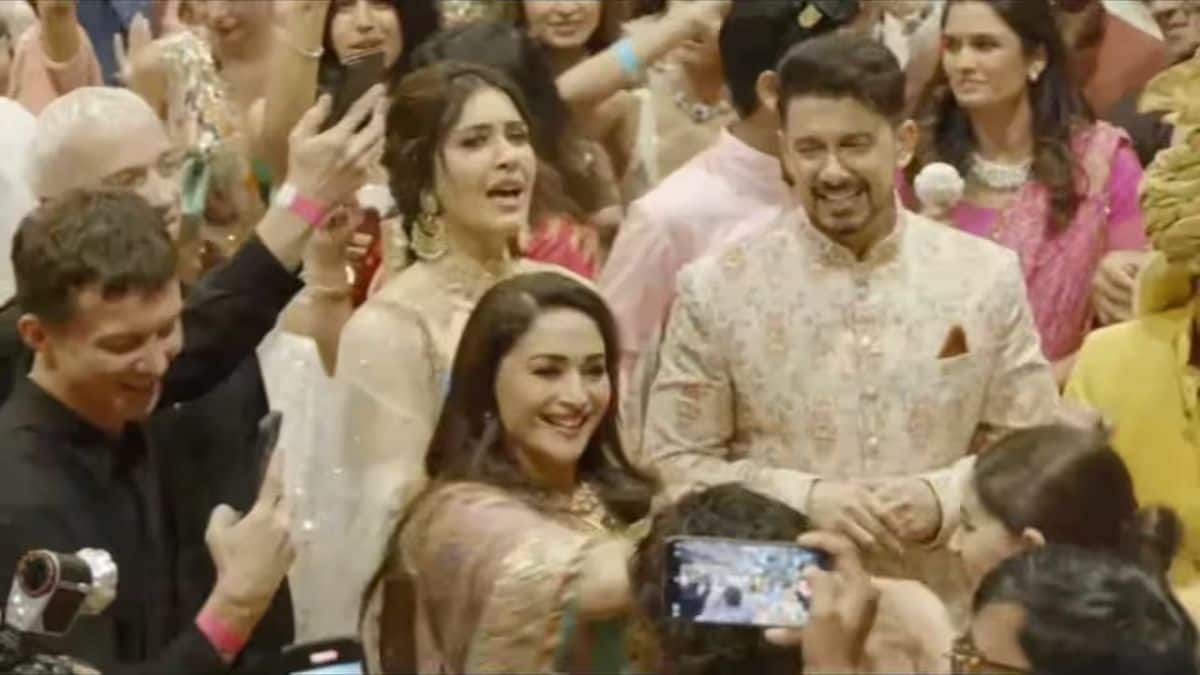 Anant Ambani, Radhika Merchant Wedding Live: PM Modi blesses newly wed couple at 'Shubh Ashirwad ...