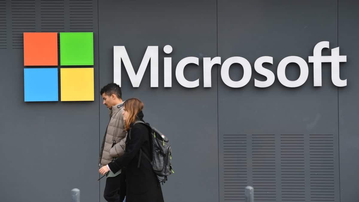 Microsoft warns users that one of the most dangerous cybercrime crews ...