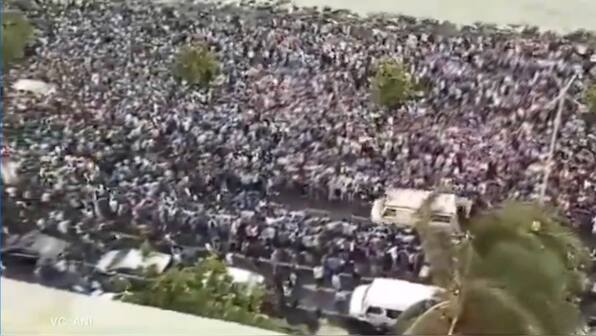 Watch: Sea of Mumbaikars make way for ambulance during T20 World Cup ...