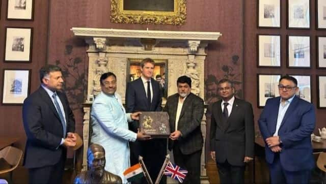 Shivaji's 'Wagh Nakh' brought to India from London museum for display ...