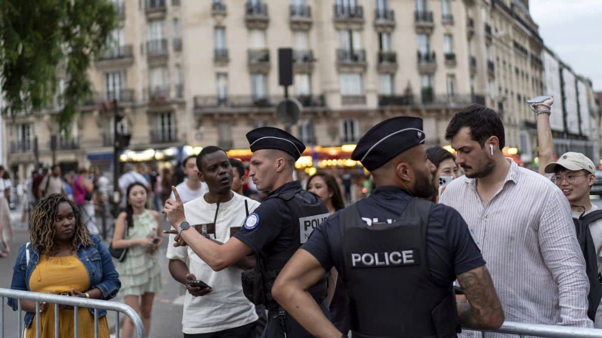 France found 1,000 'spies' after a million checks and banned them from ...