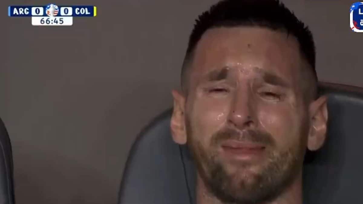 Lionel Messi in tears after being subbed out of Copa America final with ...
