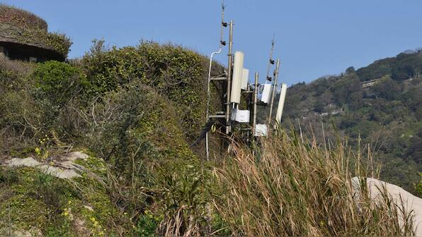 UK to build Europe's largest 'silent hangar' to combat rising GPS ...