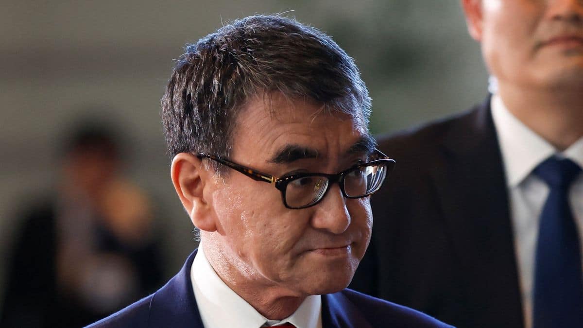 Why is Japan PM Fumio Kishida stepping down? Who could replace him ...