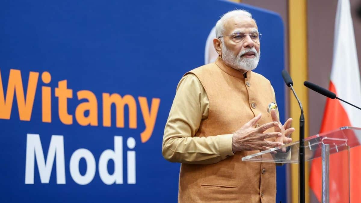 Modi in Poland, Day 2: Indian PM holds talks with Polish counterpart Tusk shortly, meet ...